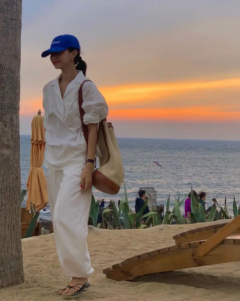 26 Cute Beach Outfits Ideas for Women : Outfit Ideas That Go Beyond ...