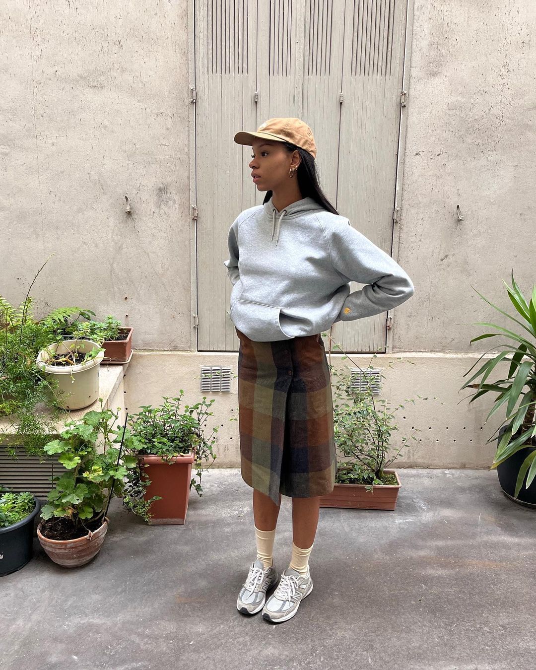 Ways to mix and match sweatshirts for timeless outfits inspo: 37 Ideas ...
