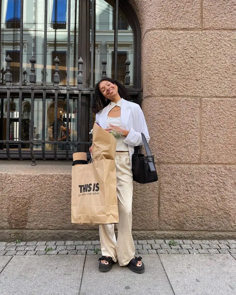 24 Cute Thanksgiving Outit Ideas - MorningKo