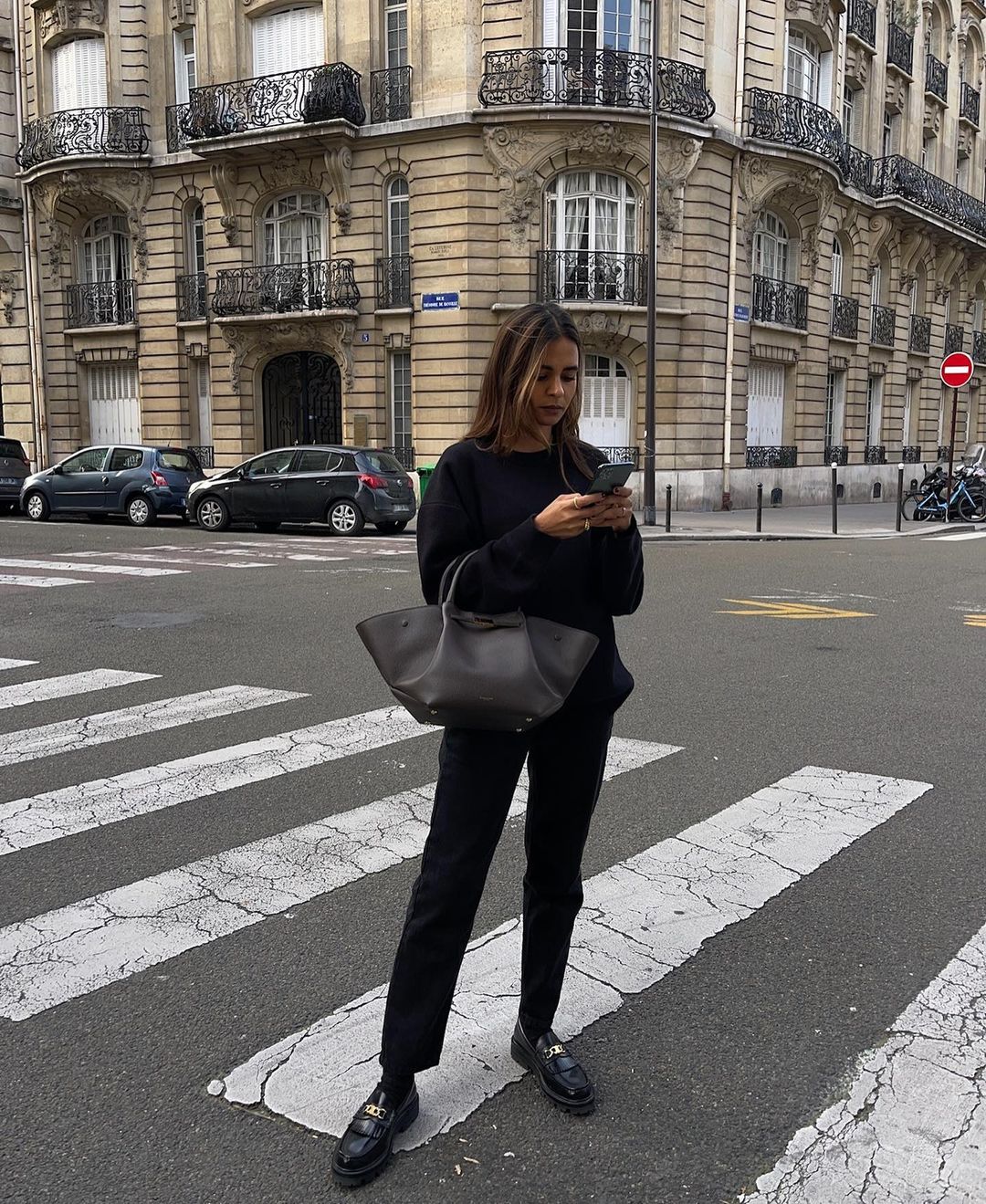 Ways to mix and match sweatshirts for timeless outfits inspo: 37 Ideas ...
