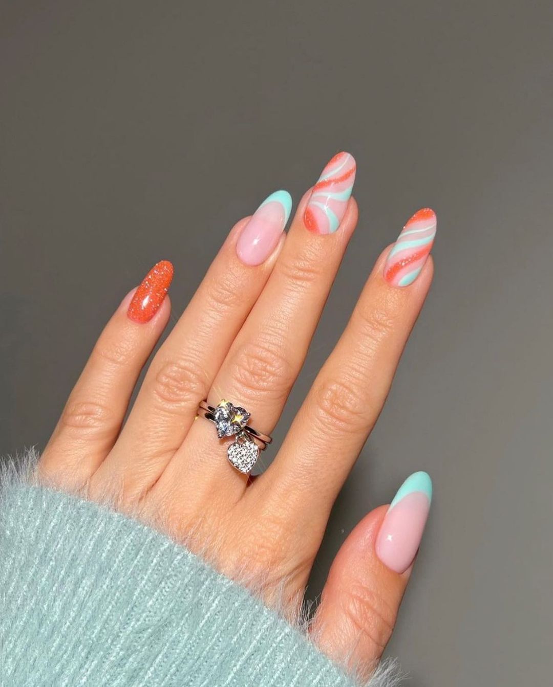 35 Wavy Swirl Nail Designs That Match Any Season – MorningKo