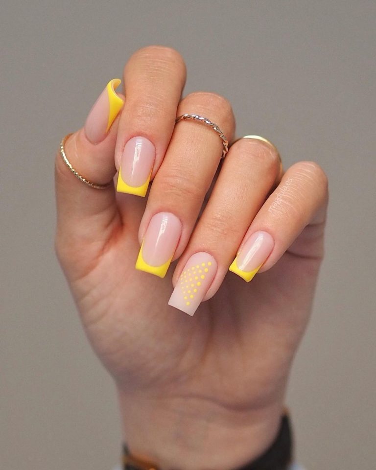 24 Yellow Nail Designs For Fun Vibrant Manicures – MorningKo