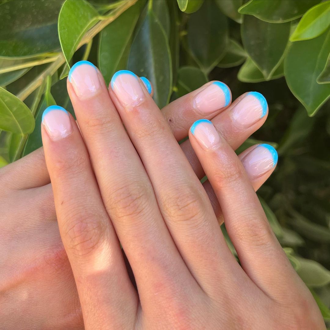 25 French Tips Summer Nails For a Chic Cute Look – MorningKo