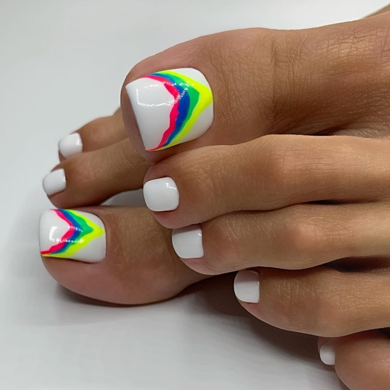 30 CuteSummer Toenail Designs For a Summer Look – MorningKo