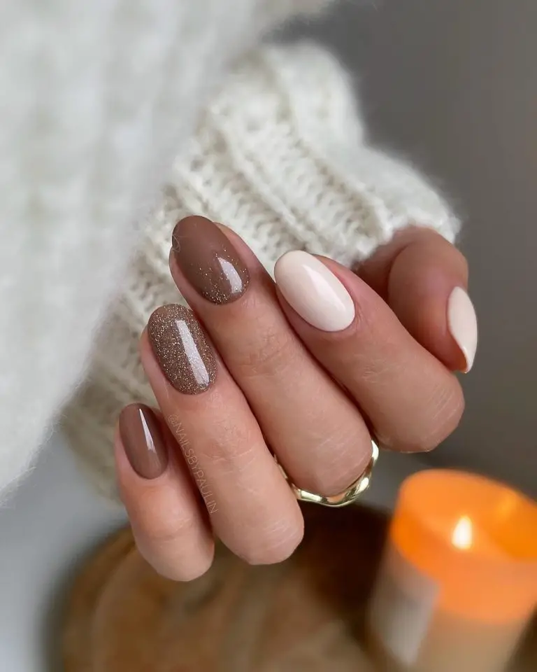 37 Attention-Grabbing Glitter Nail Designs To Add Some Sparkle In Your ...