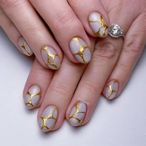 47 Simple Gold Nail Designs For Elegant Minimal Look – MorningKo