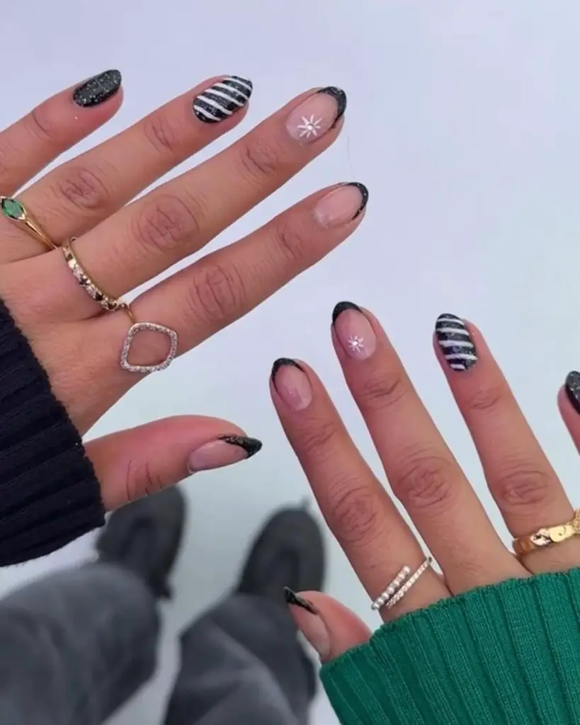 35 Stunning Short Winter Nail Designs To Get Inspired – MorningKo