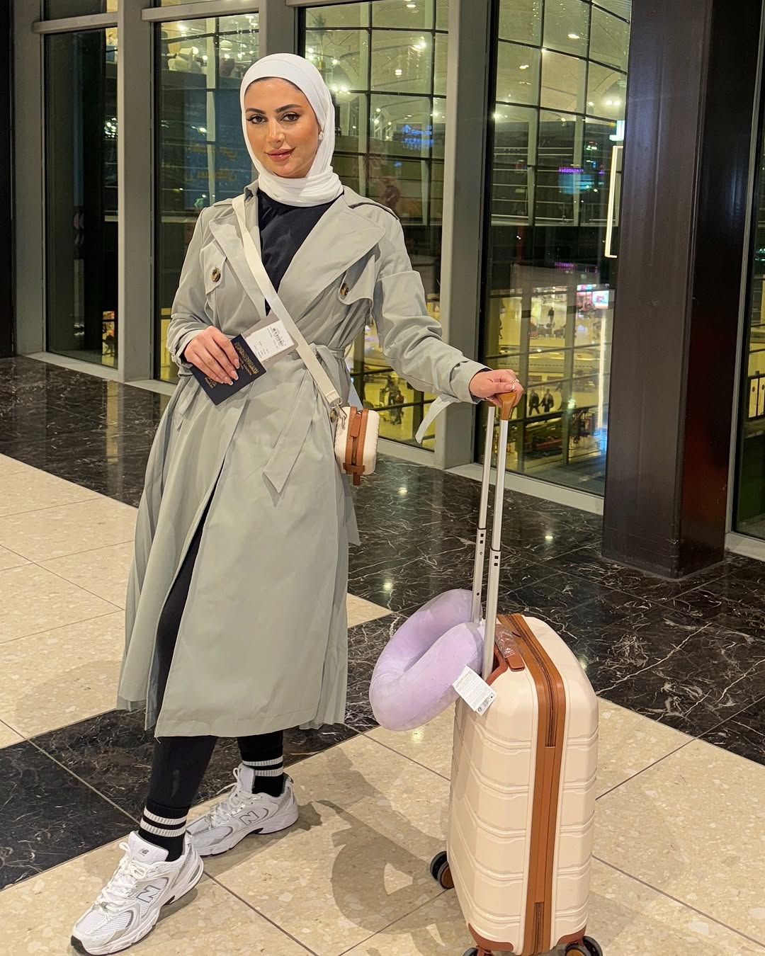 Trendy Airport Outfit Ideas – MorningKo