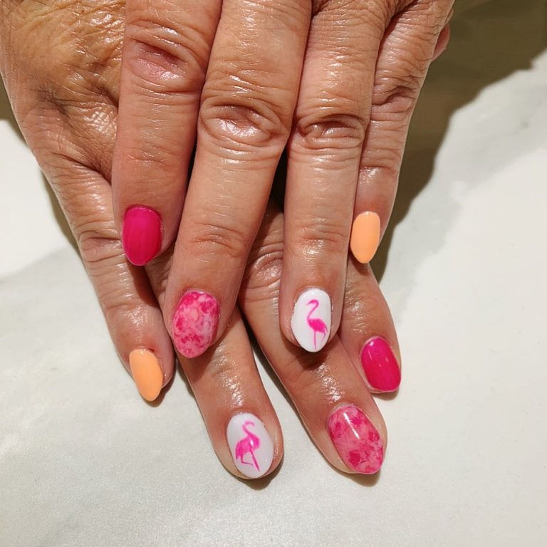 25+ Cutest Flamingo Nail Ideas That Will Absolutely Lit Up Your Mood ...