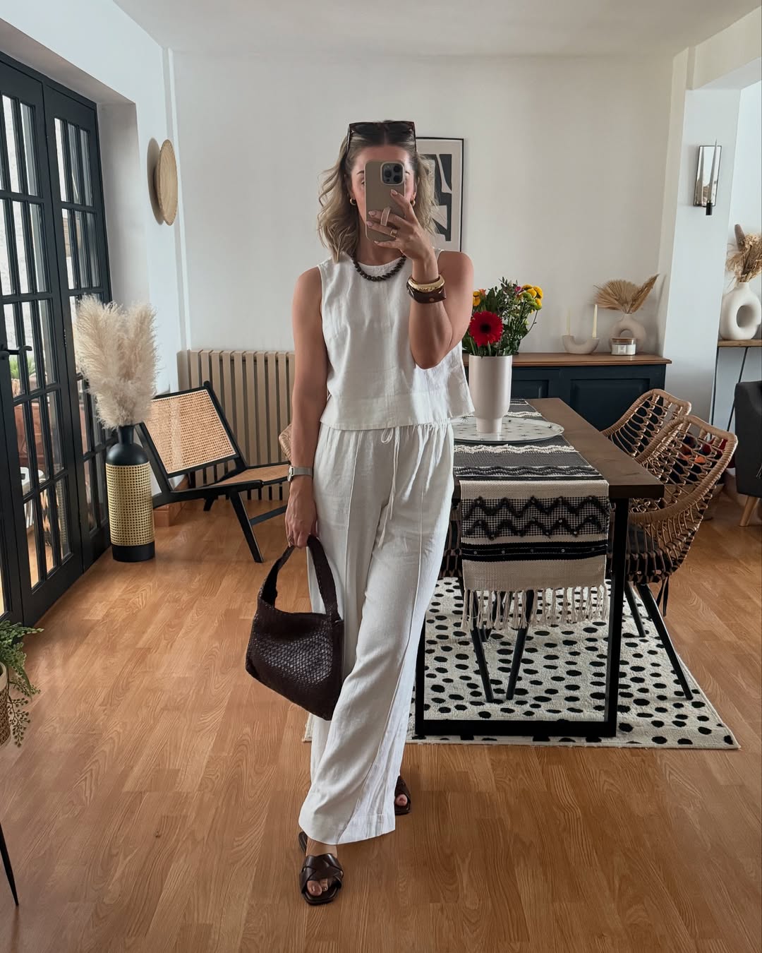 20 Linen Outfit Ideas To Style This Summer Beach – MorningKo