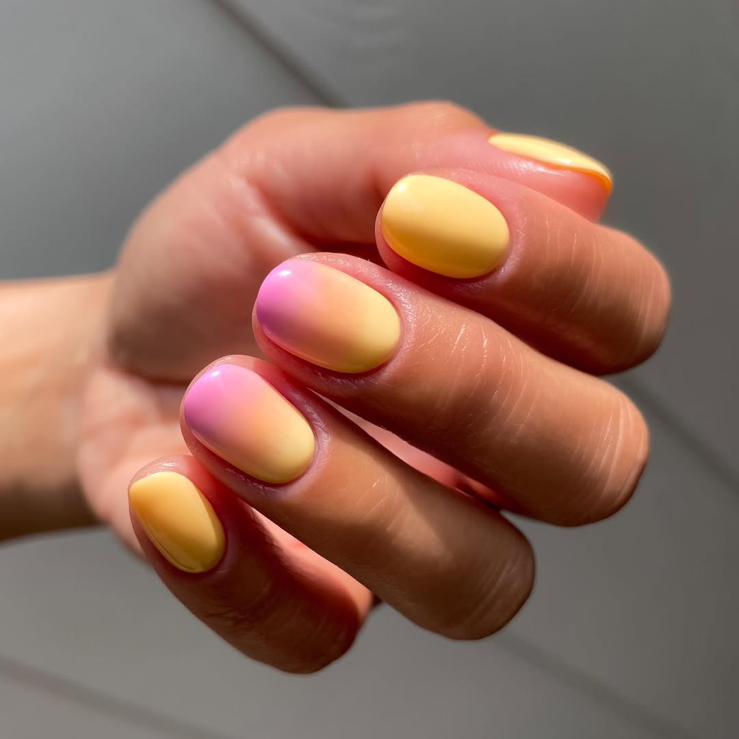 28 Succinct Sunset Ombre Nails For Groovy Summer Vibes! – MorningKo