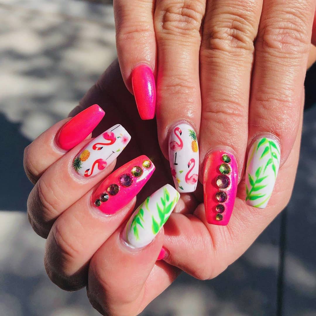25+ Cutest Flamingo Nail Ideas That Will Absolutely Lit Up Your Mood ...