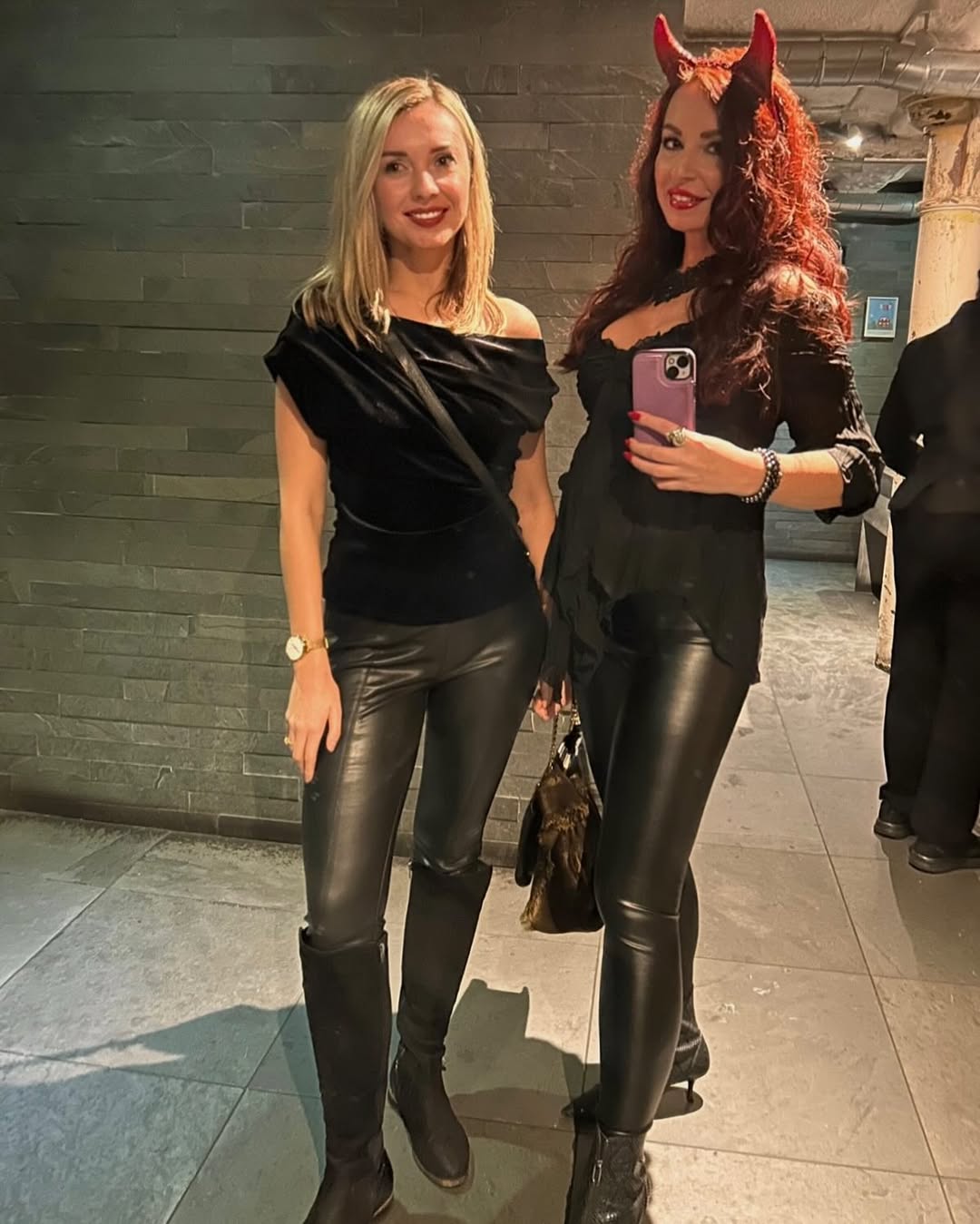 45 Hauntingly Cute BFF Halloween Costume Ideas for Duos & Trios That ...