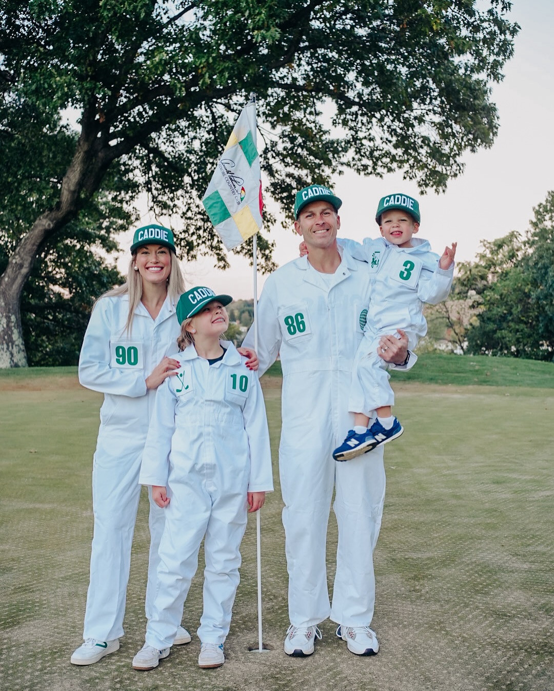 45+ Creative, Cute, and Spooky Family Halloween Costume Ideas – MorningKo