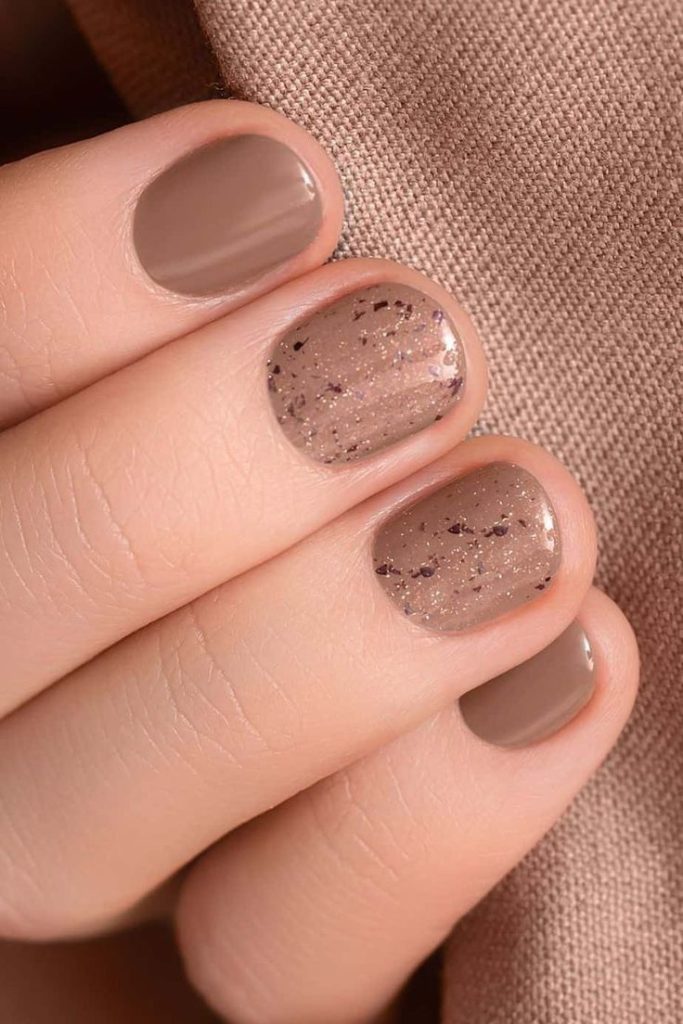30 Neutral Earthy Tones Nail Ideas For Autumn – MorningKo