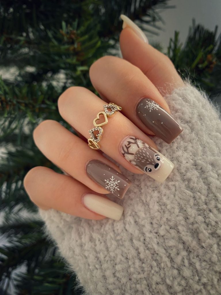 30 Festive-Ready Reindeer Nail Designs For Winter Fun – MorningKo