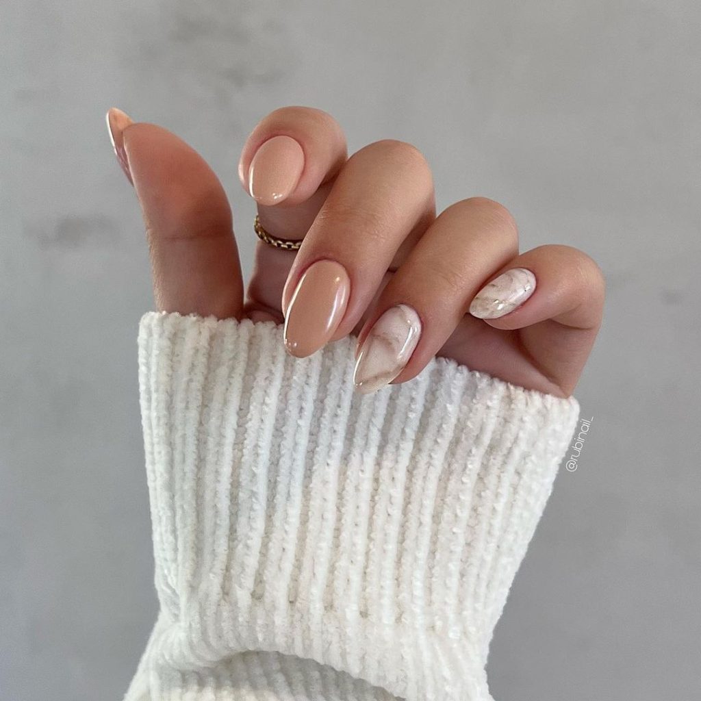 30 Neutral Earthy Tones Nail Ideas For Autumn – MorningKo